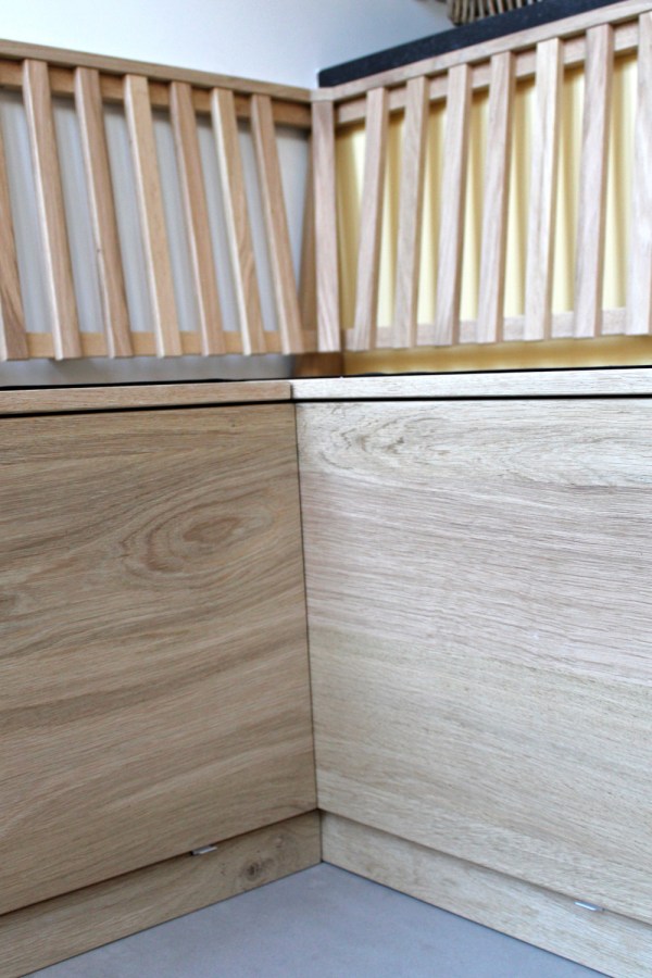 Breakfast Nook in Oak – Vanessa Horig